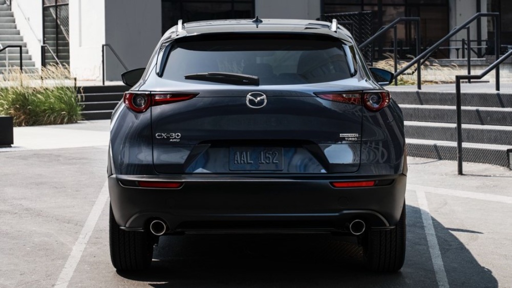 StriveME - مازدا cx30 2022 المواصفات والاسعار في الامارات